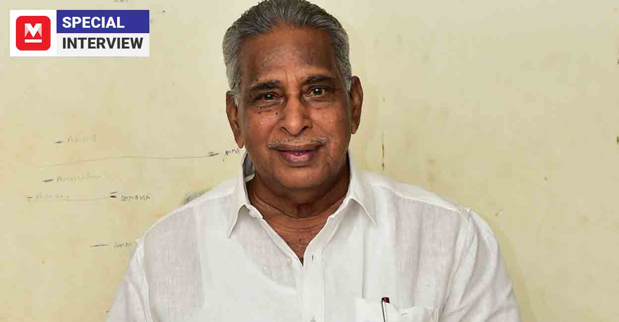 മുന്തിരിവള്ളികളുടെ തണലിലേക്ക് പടിയിറക്കം; ഓർമകളുടെ പേമാരിയിൽ വൈക്കം ...