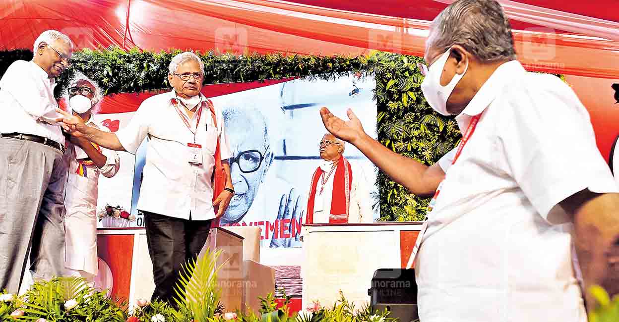 സിൽവർലൈൻ ഉറപ്പിച്ച്...; േദശീയനേതൃത്വത്തിന്റെ നിലപാട് തള്ളി ...