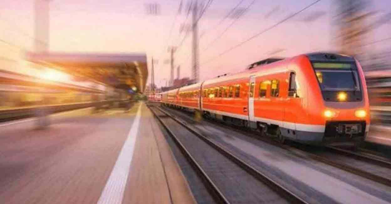 കെ റെയിൽ സ്റ്റേഷൻ നിർമിക്കാൻ കണ്ടെത്തിയ ഭൂമിയും ‘വിൽപനയ്ക്ക് ’ - Land ...