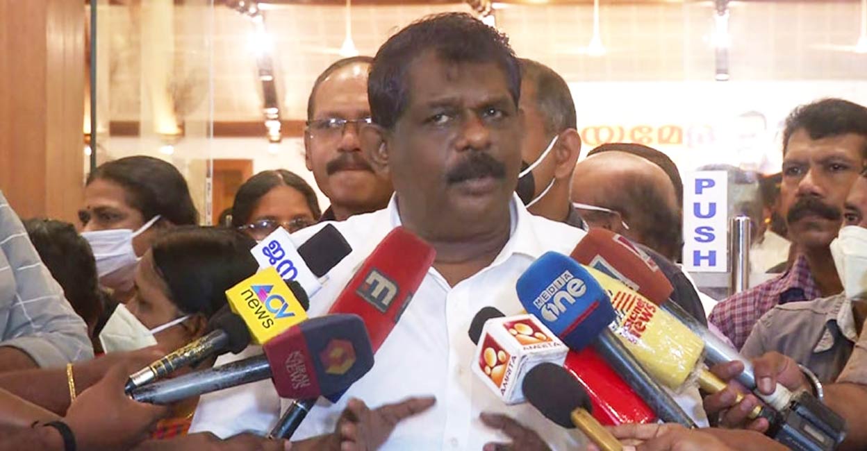 ‘ഉൾവസ്ത്രത്തിന്റെ തുന്നലുകൾക്ക് കൃത്യതയില്ല; നിർണായകമായത് ഫൊറന്‍സിക് ...