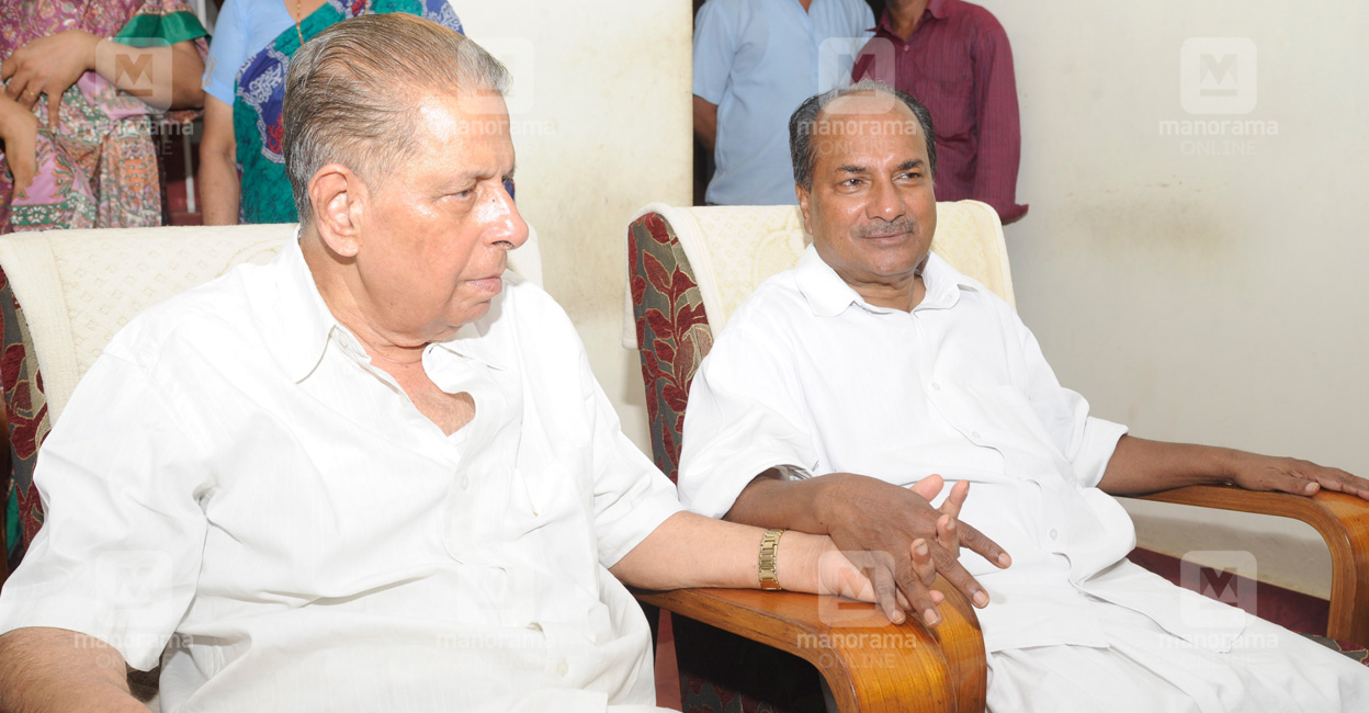 ജനത്തെ വലയ്ക്കാതെ യുഡിഎഫ് കോട്ടയിലും പിൻമാറി എംവിആർ; ഒരു പ്രതിഷേധകാല ഓ ...