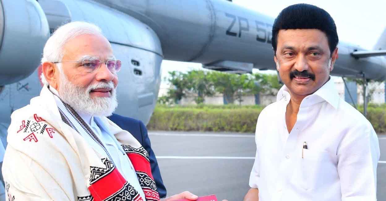 ‘ഒരു ഉത്തര‌വും നൽകാതെ മണിക്കൂറുകളോളം സംസാരിക്കുന്ന കല പഠിച്ചു’: മോദിയെ ...