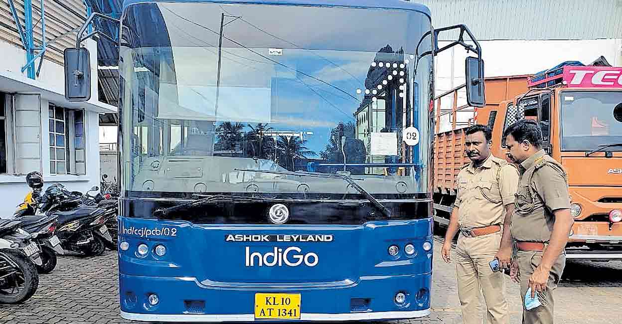 ഇൻഡിഗോ ബസും ‘അറസ്റ്റിൽ’ | Government of Kerala | Indigo bus | Manorama News