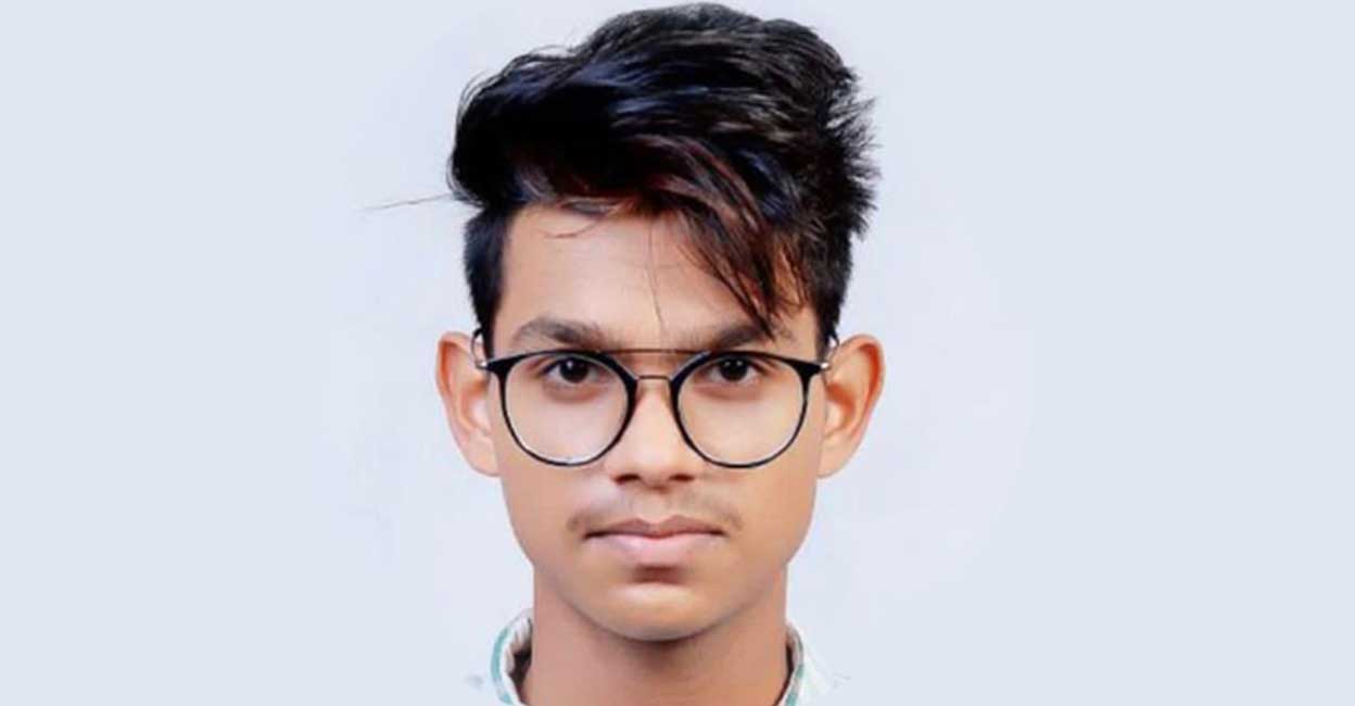 കോഴിക്കോട് തെങ്ങു വീണ് ബൈക്ക് യാത്രികൻ മരിച്ചു - coconut tree falls ...