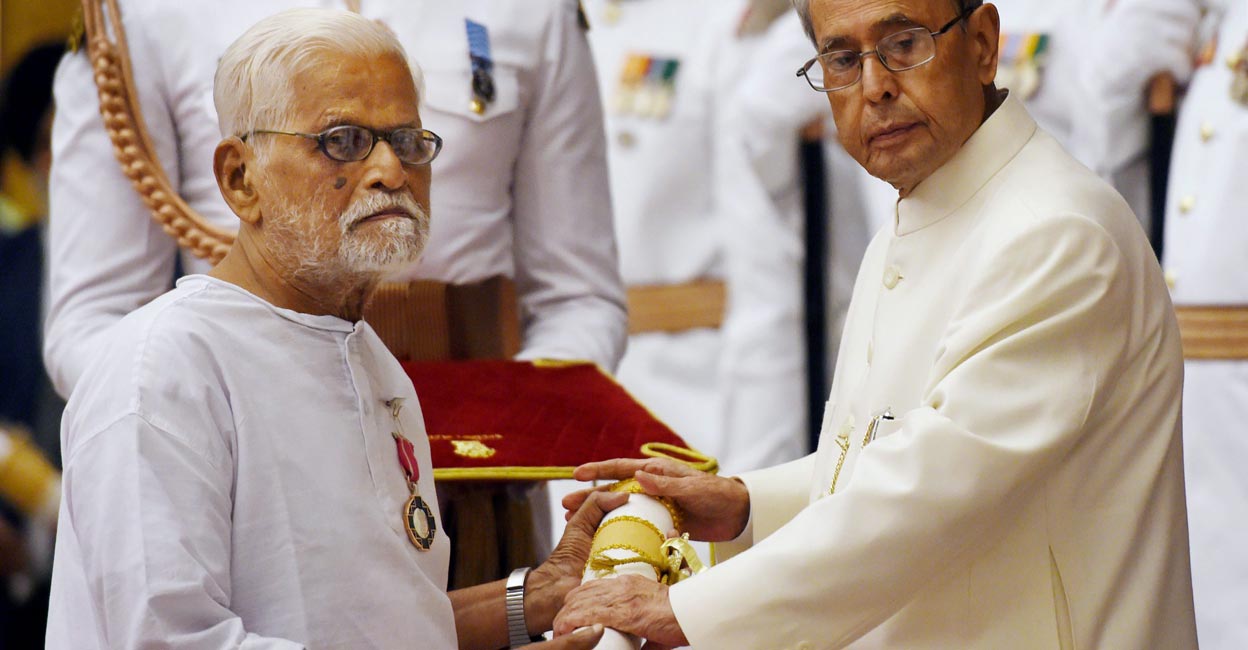 പി.ഗോപിനാഥൻ നായര്‍ ശുദ്ധവും സുതാര്യവുമായ വ്യക്തിത്വത്തിന്റെ ഉടമ ...