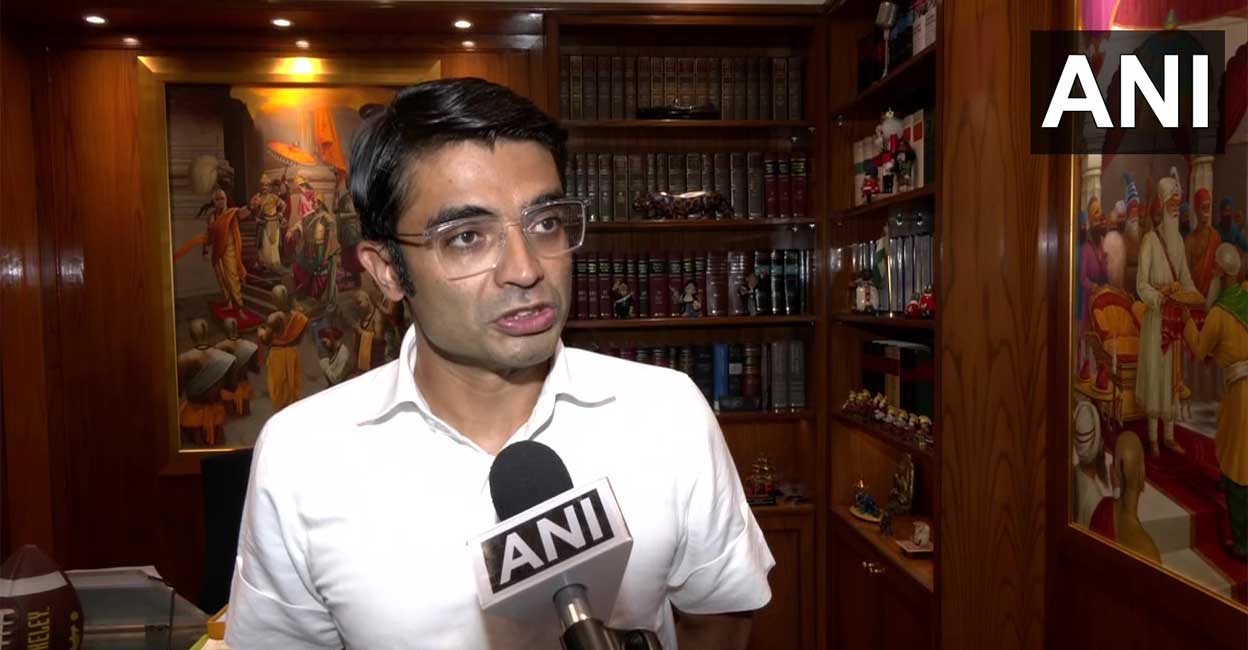 ‘പാർട്ടി തീരുമാനങ്ങൾ മുഖസ്തുതിക്കാരുടെ താൽപര്യത്തിൽ’: രാജിവച്ച് കോ ...