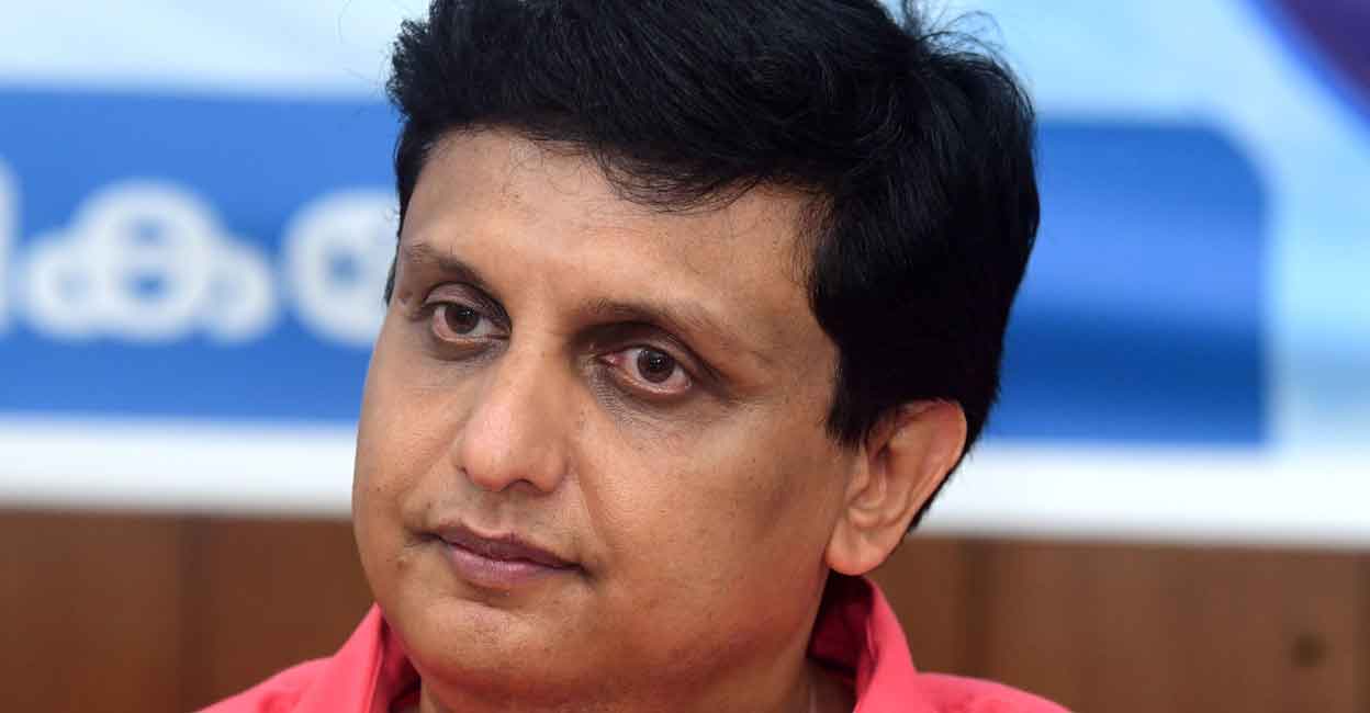 റോഡ് പരിശോധന: ഉന്നത ഉദ്യോഗസ്ഥരുടെ നേതൃത്വത്തിൽ സ്ഥിരംസംവിധാനമെന്ന് ...