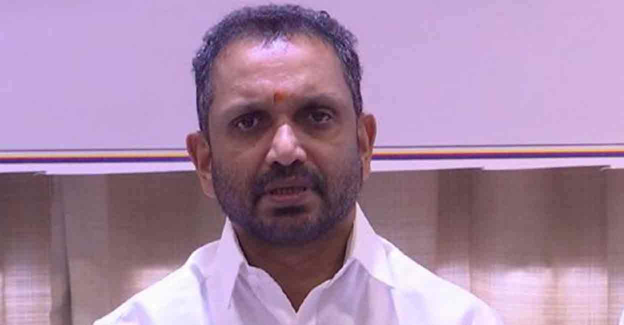 കലോത്സവ ഭക്ഷണത്തിന്റെ പേരിൽ സിപിഎം വർഗീയത ഇളക്കിവിടുന്നു: കെ.സുരേന്ദ്ര ...