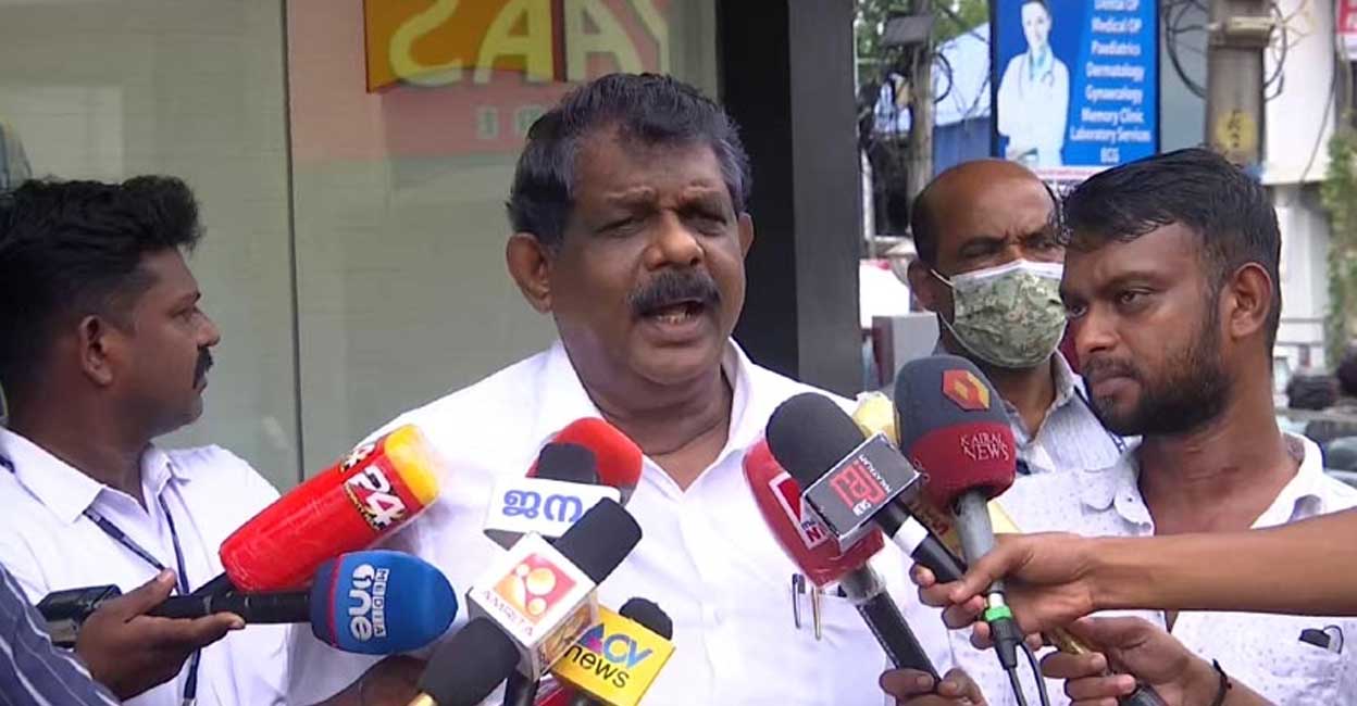 ‘കെഎസ്ആര്‍ടിസിയെ മൂന്ന് മേഖലകളായി തിരിക്കും: കൂപ്പണ്‍ വിതരണം സര്‍ക്കാര് ...