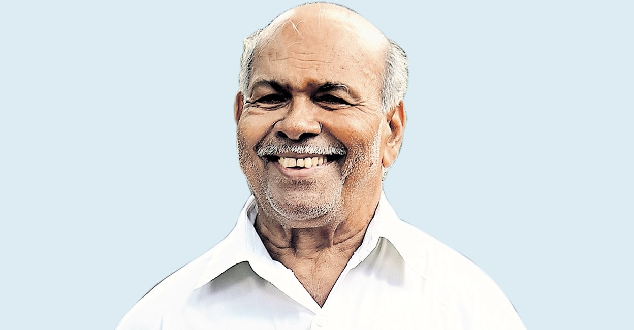 അരികിലെന്നും ലീഡർ - K Ramachandran gun man of Ex Chief minister K ...