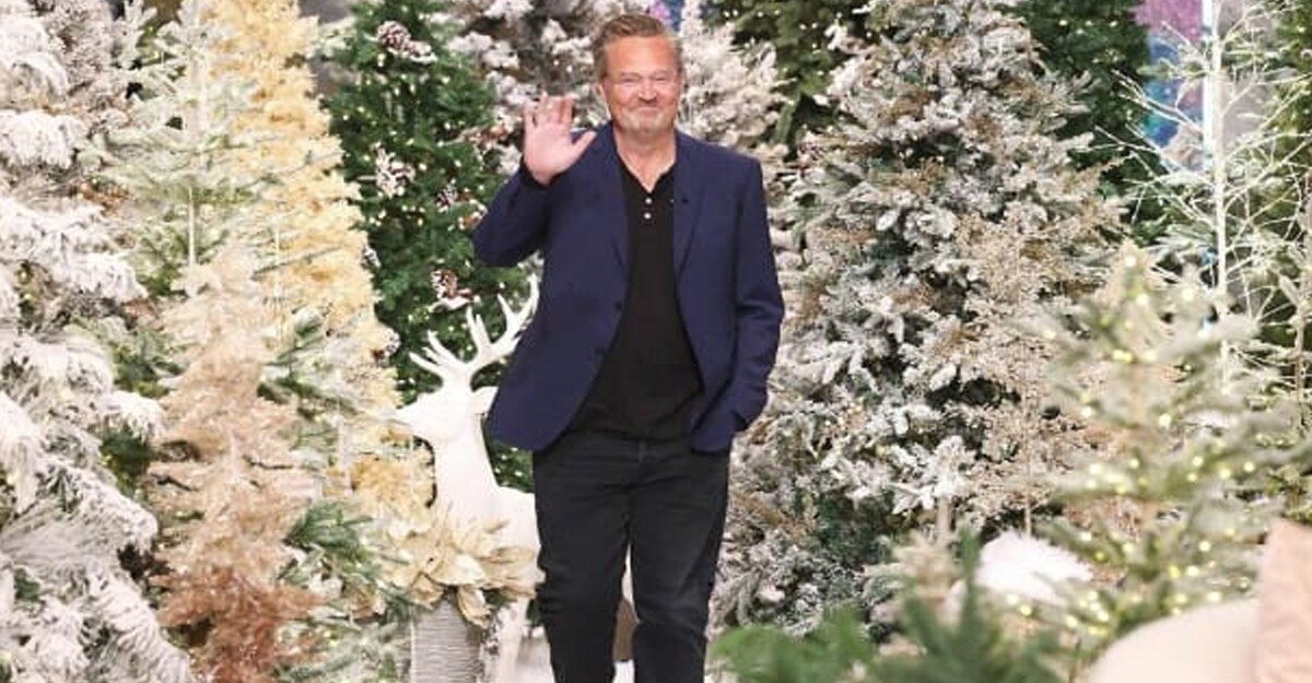 ഫ്രണ്ട്സ് സീരിസ് താരം മാത്യു പെറി അന്തരിച്ചു - Actor Matthew Perry died ...