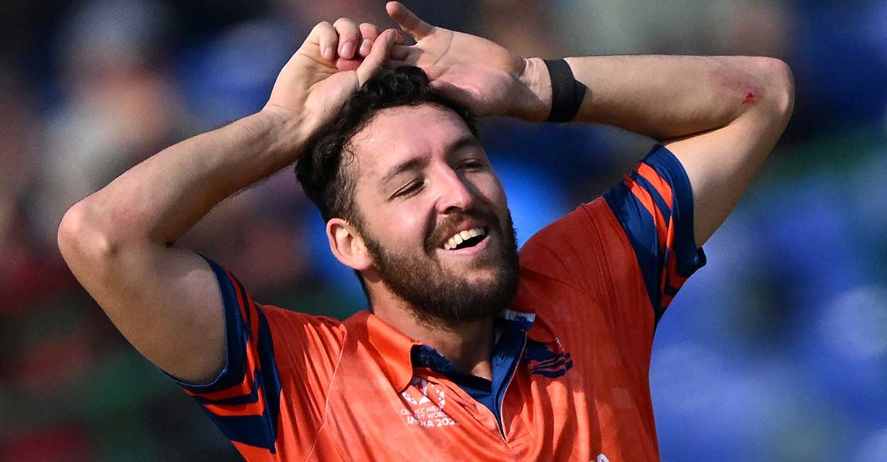 വാട്ട് എ ഡെലിവറി,ബോയ്!- Player of the match Paul van Meekeren ...