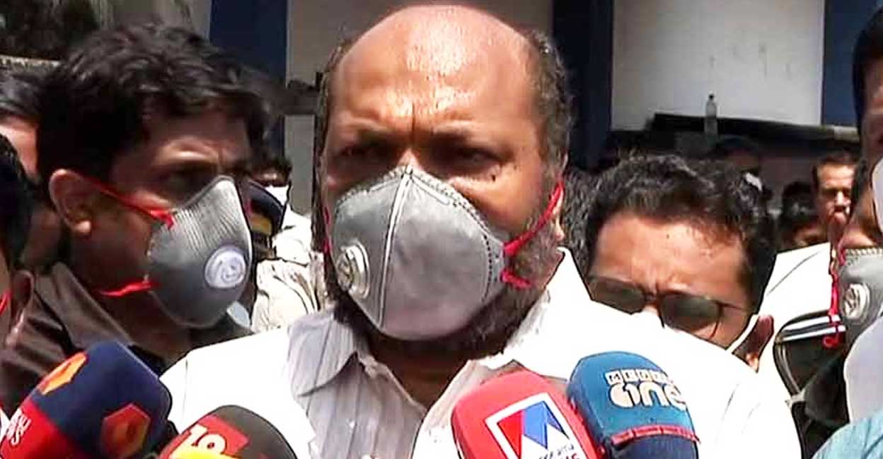 തീ വീണ്ടും പിടിച്ചേക്കാം; എപ്പോള്‍ അണയ്ക്കാന്‍ കഴിയുമെന്ന് പറയാനാകില്ല ...