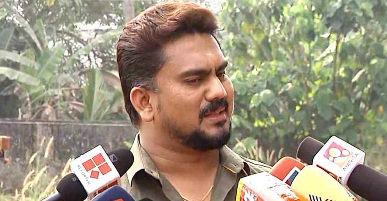 സ്വപ്നയുടെ പരാതി; വിജേഷ് പിള്ളയ്ക്കെതിരെ കേസ്- Karnataka police ...