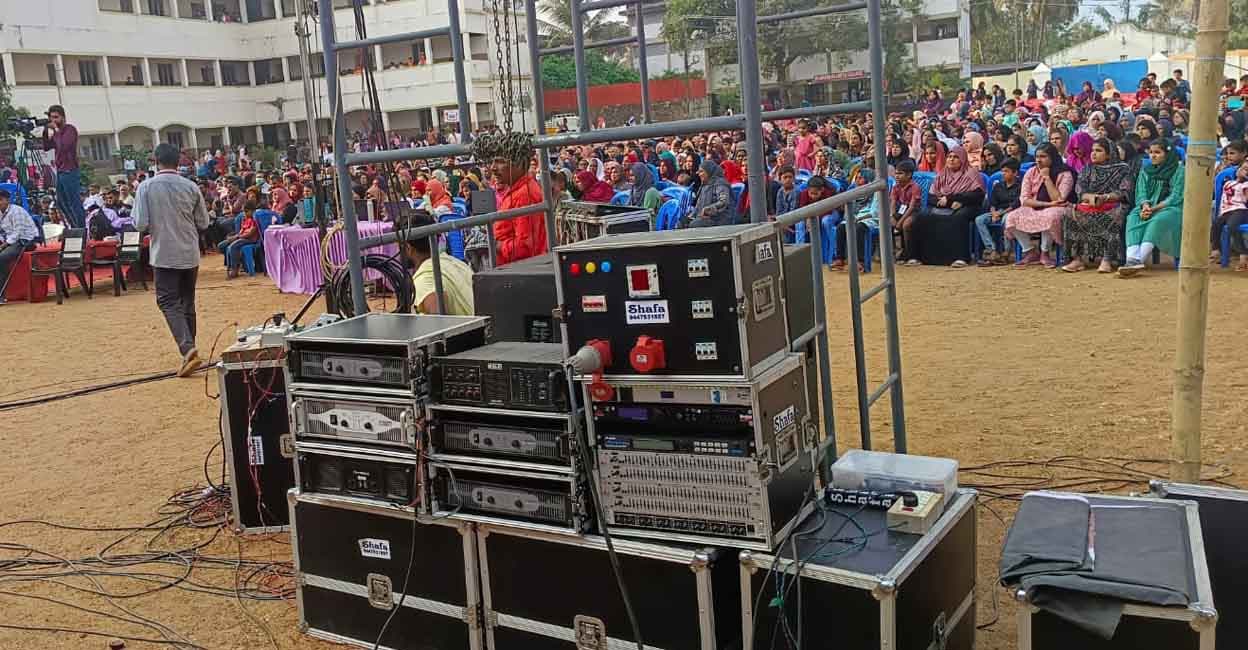 ഹോ... ചെവി പൊട്ടുന്നു! ഈ സൗണ്ട് സിസ്റ്റത്തിന് എന്താണ് പരിഹാരം?