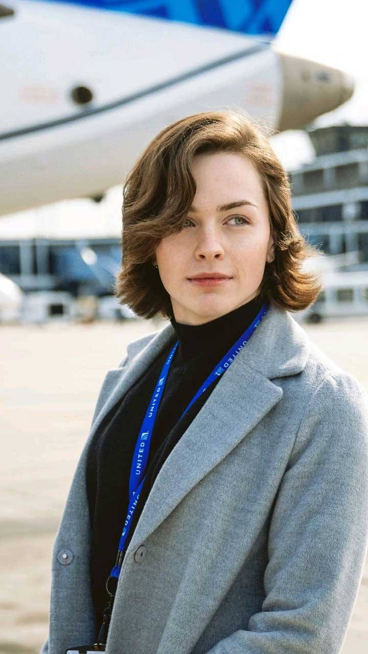 ട്രാൻസ് എയർഹോസ്റ്റസ് ജീവനൊടുക്കിയ നിലയിൽ Transgender Air Hostess