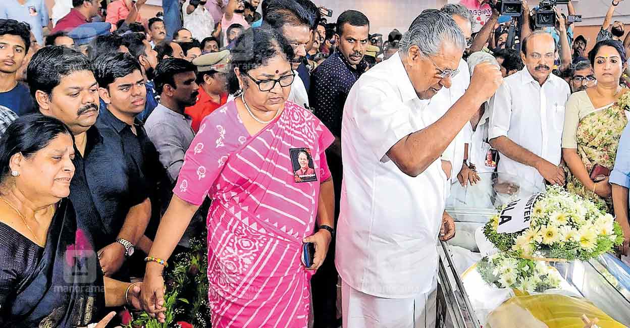 മായാതെ, മനസ്സിൽ...; ചിരിയുടെ ഇന്നസന്റിന് കേരളത്തിന്റെ കണ്ണീർ പ്രണാമം ...