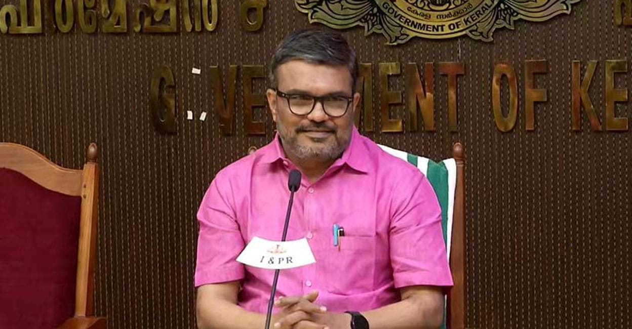 ഏപ്രിൽ 9 വരെ അപേക്ഷ നല്‍കിയവര്‍ക്ക് പഴയ പെര്‍മിറ്റ് ഫീസ്: മന്ത്രി എം.ബി ...