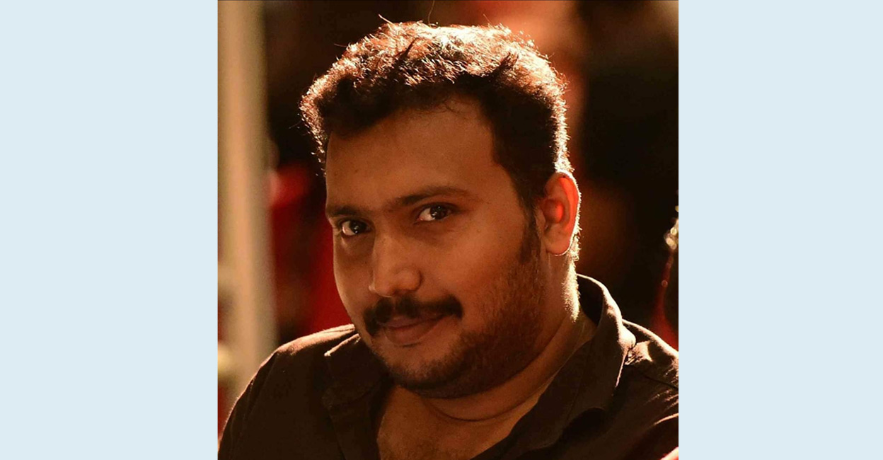 പി.വി.കെ.നെടുങ്ങാടി സ്മാരക യുവ മാധ്യമ അവാർഡ് വി.മിത്രന് - P V K ...