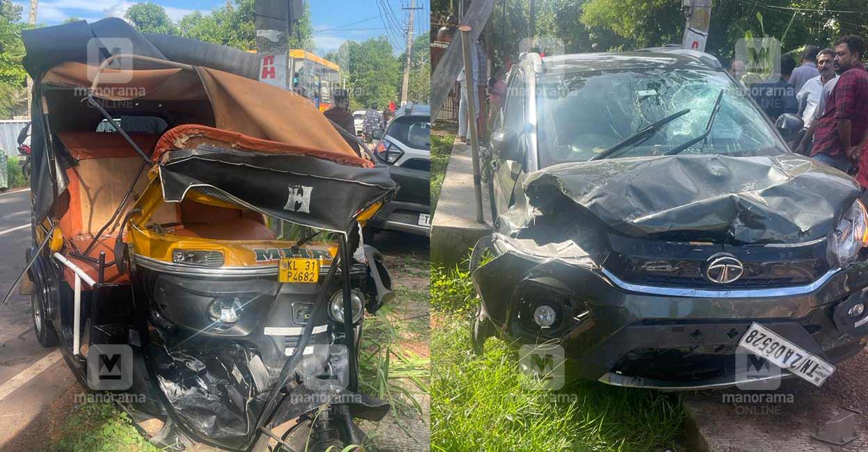 ചാരുംമൂട്ടിൽ കാറും ഓട്ടോയും കൂട്ടിയിടിച്ചു, 2 മരണം; ഒരാൾക്ക് ഗുരുതര ...
