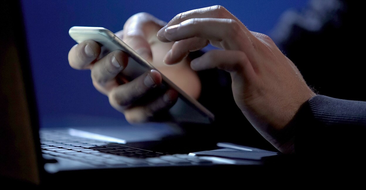 വിദ്യാർഥിനികളുടെ അശ്ലീല ദൃശ്യങ്ങൾ സമൂഹമാധ്യമത്തിൽ; എബിവിപി നേതാവ് ...