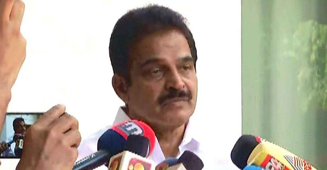 ‘മുഖ്യമന്ത്രിയുടെ ധാര്‍ഷ്ട്യത്തിനും ധിക്കാരത്തിനും ജീര്‍ണിച്ച ...