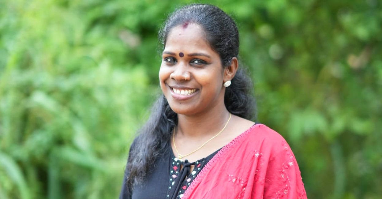 പാട്ടിനപ്പുറം പറയാനുണ്ട്, പ്രസീത ചാലക്കുടിക്ക് – Folk Singer Praseetha ...