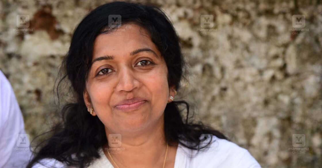 അപ്പയോടൊപ്പം ചാണ്ടി ഉമ്മനെയും പുതുപ്പള്ളി സ്വീകരിച്ചുകഴിഞ്ഞു: മറിയ ഉമ്മ ...