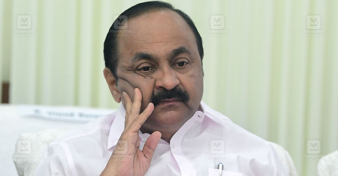 ‘വി.ഡി.സതീശന്റെ വാഹനത്തിലാണ് പണം പാലക്കാടെത്തിയത്, കെ.സി. വേണുഗോപാൽ വന്നപ്പോഴും പണം ...