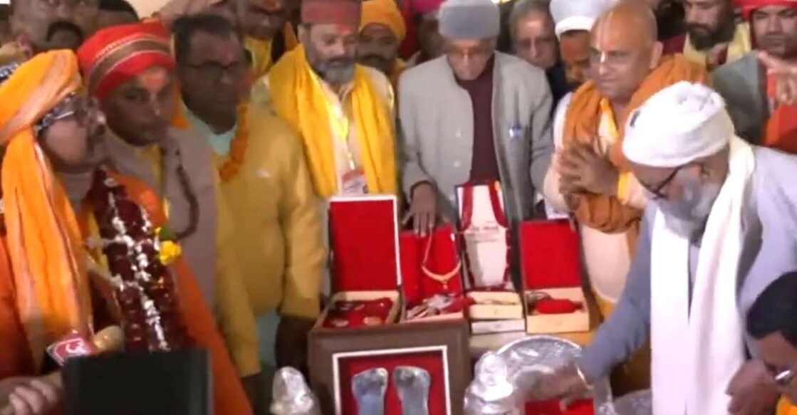 അയോധ്യയിലേക്ക് ‘ജനക മഹാരാജാവിന്റെ സമ്മാനം’; നേപ്പാളിലെ ക്ഷേത്രത്തി ...