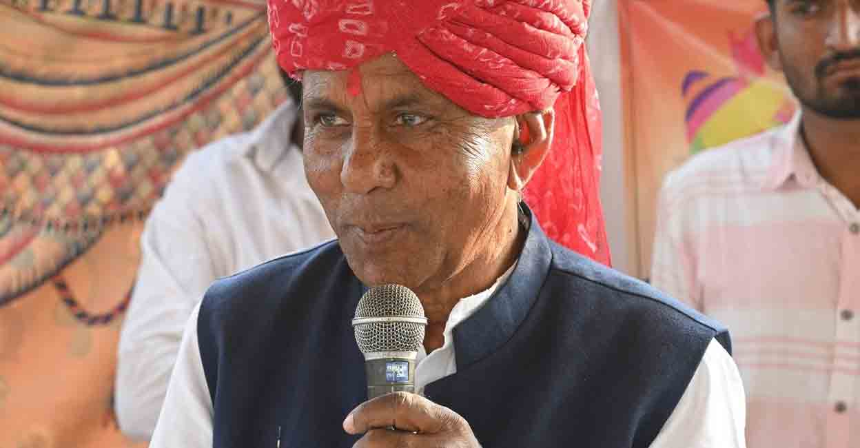 സെക്സ് വിഡിയോ സമൂഹമാധ്യമങ്ങളിൽ വൈറല്‍; മുൻ എംഎൽഎയെ പുറത്താക്കി കോൺഗ്രസ് ...