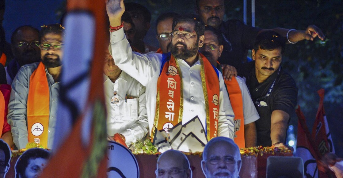 അടിക്കടി പ്രകടന പത്രികകളും വാഗ്ദാനങ്ങളും ഇറക്കി മുന്നണികൾ - MVA, BJP ...