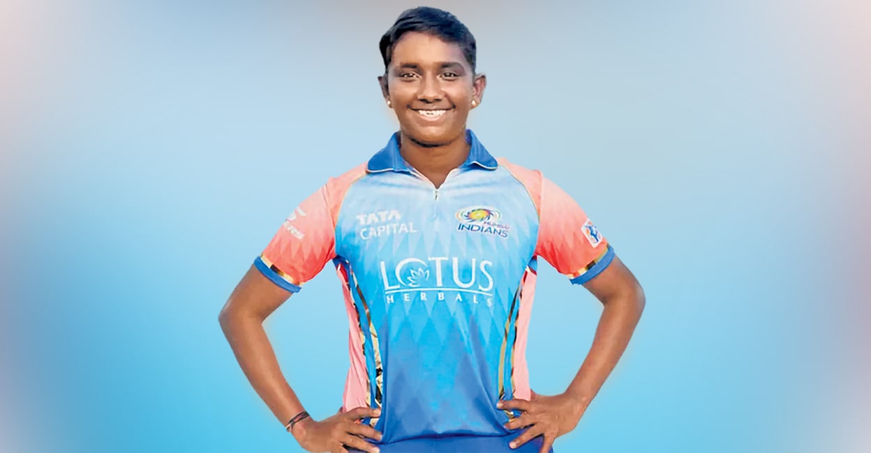 ലോക്ഡൗൺ സൃഷ്ടിച്ച താരം! | മനോരമ ഓൺലൈൻ ന്യൂസ് - Kamalini's Dream Debut ...