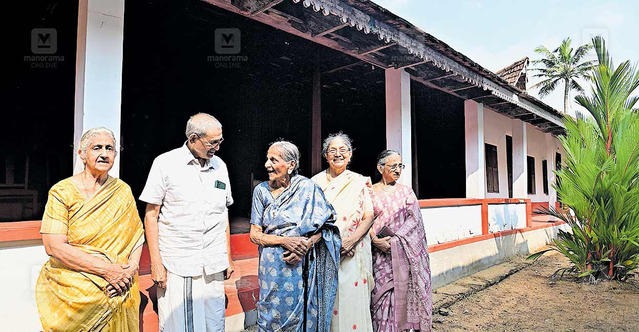 5 പത്തായപ്പുരയിലായി ലക്ഷങ്ങളെ ചോറൂട്ടി; ചരിത്രം പേറി മുരിക്കുംമൂട്ടി ...