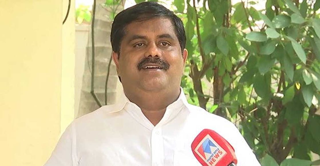 ‘പോളിങ് ബോധപൂർവം വൈകിപ്പിച്ചു, ഉദ്യോഗസ്ഥ തലത്തിൽ അട്ടിമറി’: ആരോപണവുമായി ഡിസിസി പ്രസിഡന്റ് പ്രവീ ...