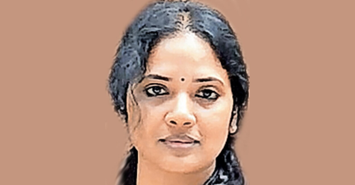 നിയന്ത്രണം വിട്ട കാർ സ്കൂട്ടറിൽ ഇടിച്ചു; സ്കൂട്ടർ യാത്രക്കാരിയായ യുവതി മരിച്ചു - Woman scooter ...