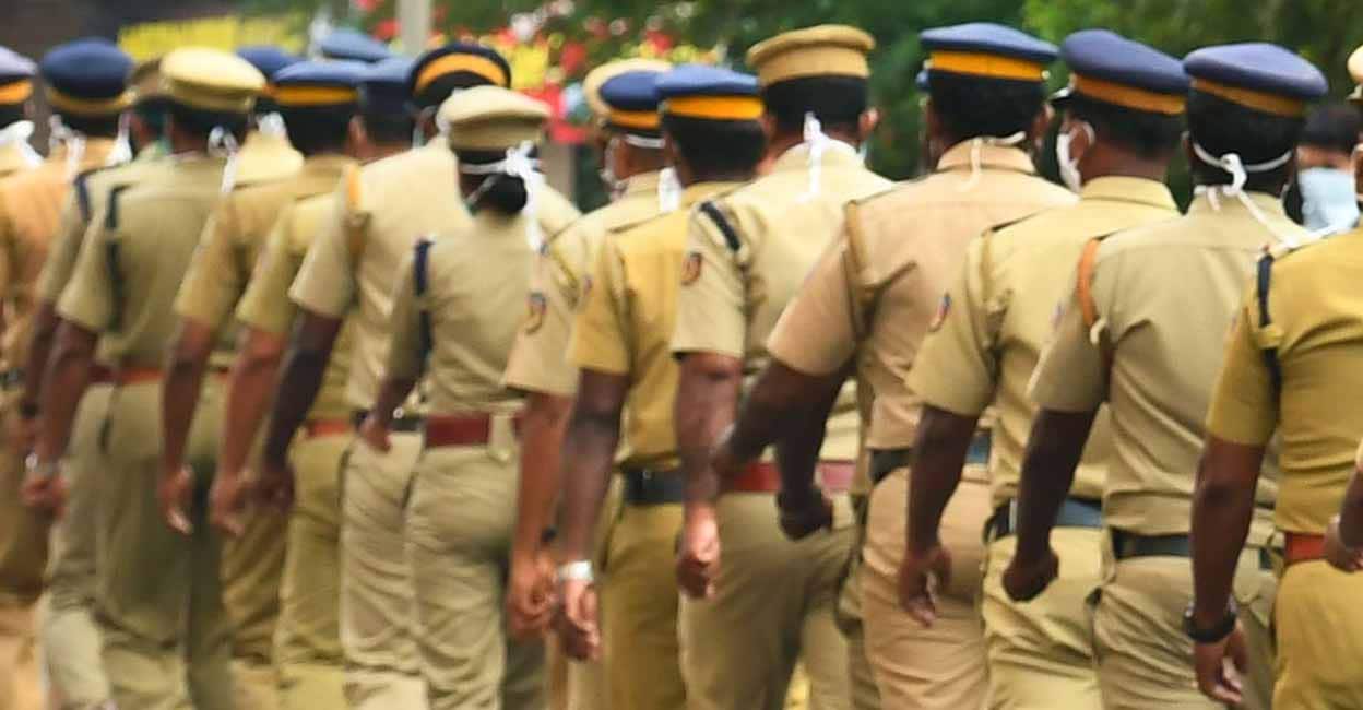 13 വർഷം, പരാതിപരിഹാര അതോറിറ്റിയിൽ പൊലീസിനെതിരെ 5218 പരാതികൾ | മനോരമ ഓ ...