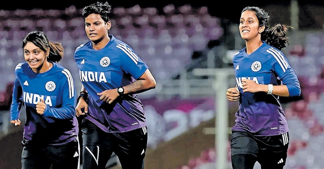 കണക്കിലും കളിയിലും ഓസീസ് തന്നെ മാസ്, പക്ഷേ കണക്കുതീർക്കാ ...