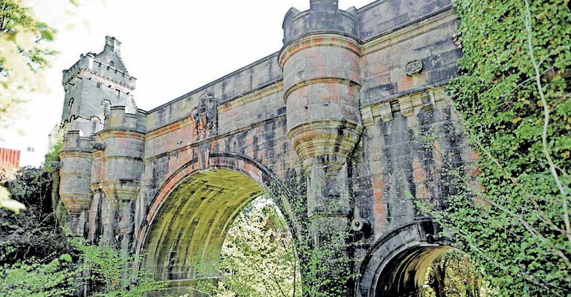 നായ്ക്കളുടെ ആത്മഹത്യാപാലം | മനോരമ ഓൺലൈൻ ന്യൂസ് | മലയാള മനോരമ | മനോരമ ...