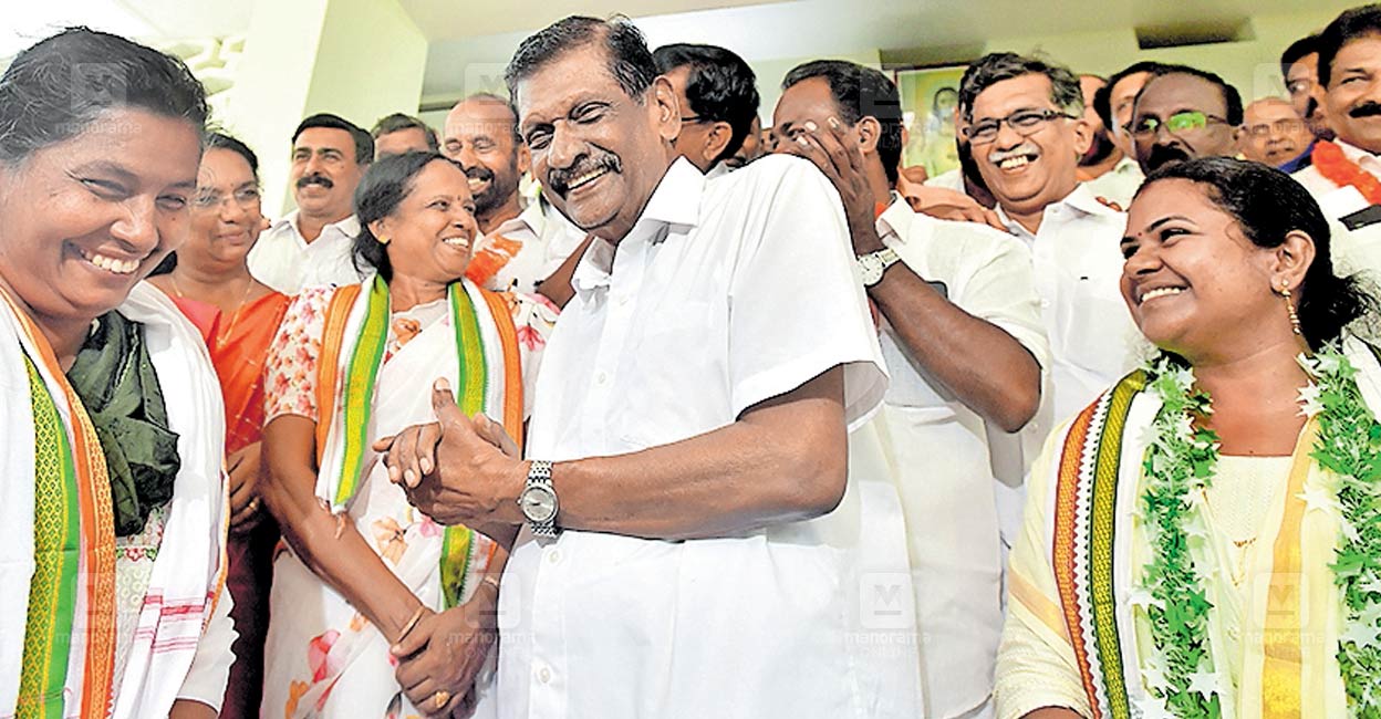 പിജെ എന്നും യുഡിഎഫിന്റെ പവർ സ്റ്റേഷൻ | മനോരമ ഓൺലൈൻ ന്യൂസ് - PJ Joseph ...