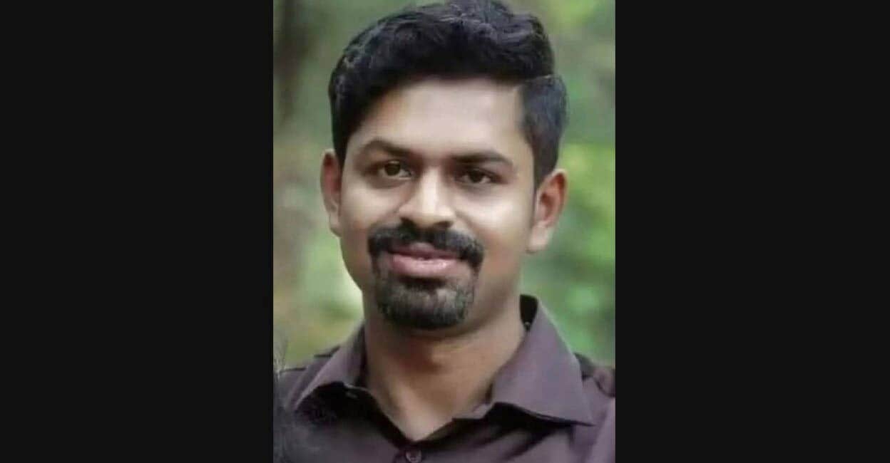കോഴിക്കോട് തൊട്ടിൽപാലത്ത് യുവാവിനെ കാറിൽ മരിച്ച നിലയിൽ കണ്ടെത്തി ...
