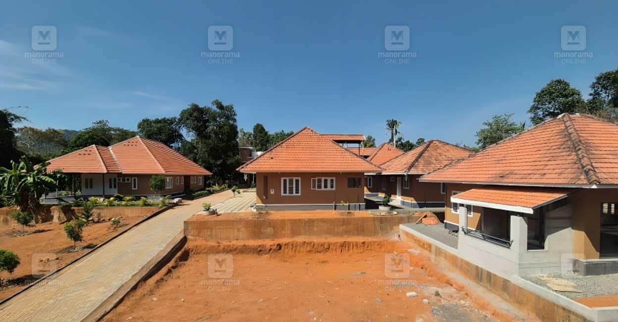 ഒരു കുടുംബം പോലെ 15 വീടുകൾ ഓൾഡ് ഏജ് ഹോം: പാലായിൽനിന്നൊരു നല്ല മാതൃക ...