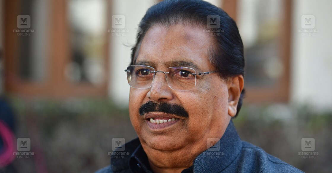 ‘മുഖ്യമന്ത്രിയുടെ നെഞ്ചത്തുനോക്കി സംസാരിച്ചാല്‍...’: ശശീന്ദ്ര ...