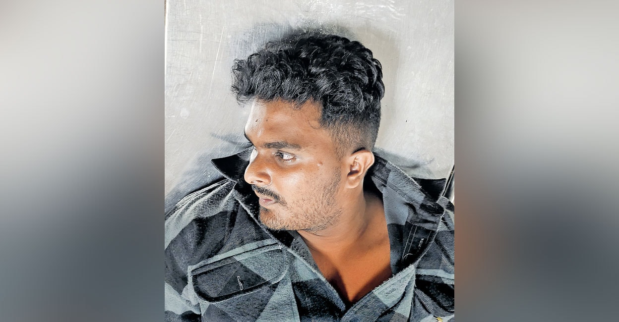 അഫാൻ ചികിത്സയിൽ | മനോരമ ഓൺലൈൻ ന്യൂസ് - Afan, the Kerala killer, is ...