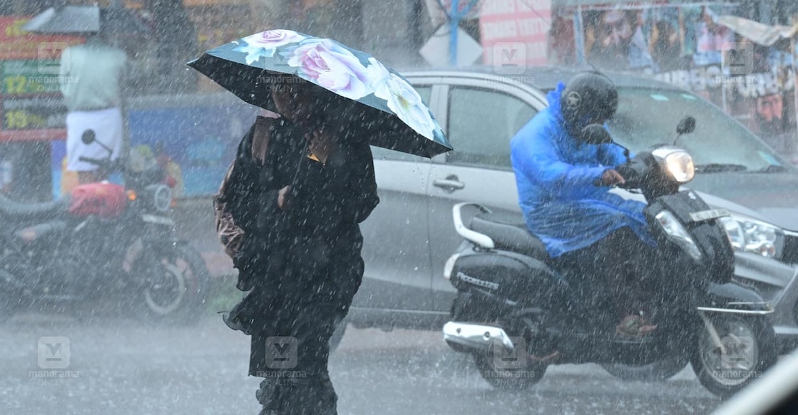 മൂന്ന് ജില്ലകളിൽ ഓറഞ്ച് അലർട്ട്; 7 ജില്ലകളിൽ യെലോ അലർട്ട് ...