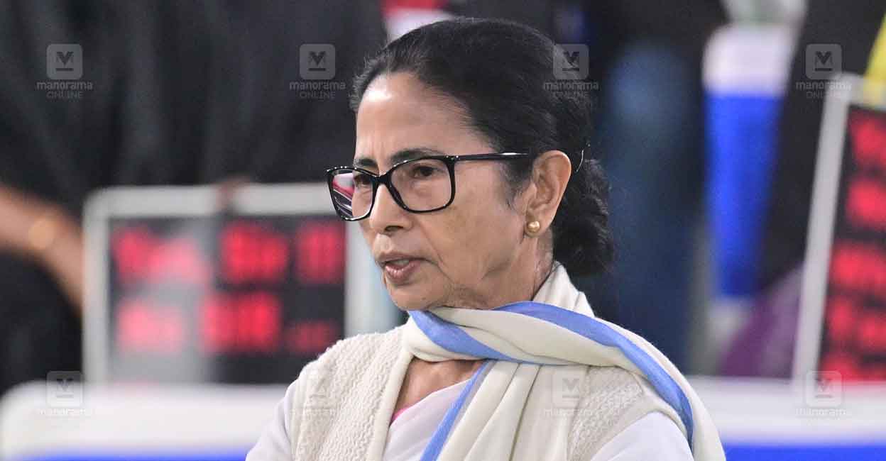 ‘കഷണങ്ങളായി തകർന്നു, കളി തുടങ്ങി’; തൃണമൂൽ കോൺഗ്രസ് പിളർപ്പിലേക്ക് ...