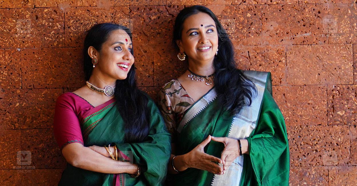 നൃത്തത്തിലെ താരസാന്നിധ്യങ്ങൾ; നീന പ്രസാദും രാജശ്രീ വാരിയരും ഒരുമിച്ച് ...