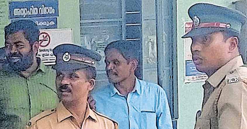 ചോദ്യം ചെയ്യലിൽ എക്സൈസിനെ വട്ടംകറക്കി അത്തിമണി അനിൽ