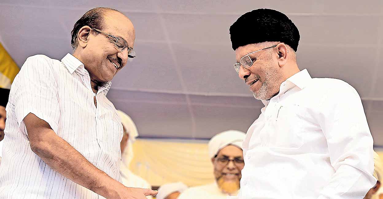 മതമൈത്രിയുടെ സന്ദേശവാഹകൻ | Panakkad Sayed Hyderali Shihab Thangal ...