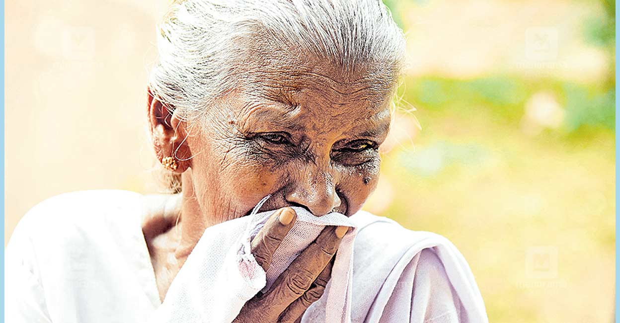 ഇനി ഞ‍ാൻ ഉറങ്ങട്ടെ‌- Pudupally with pain at Oommen Chandy's departure ...